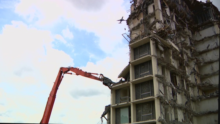 Key Bridge Marriott fades from skyline as demolition proceeds
