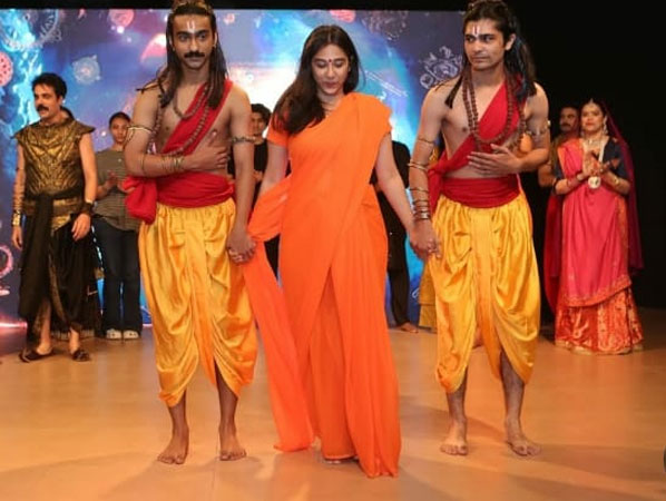 Pakistani drama group stages Ramayana