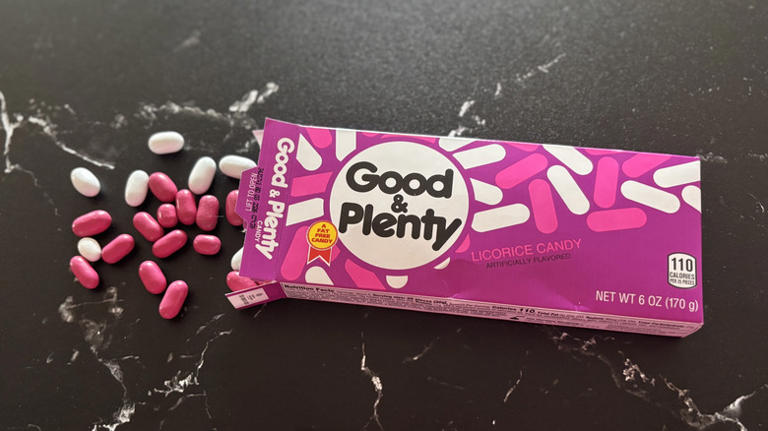 18 Classic Movie Theater Candies, Ranked Worst To Best