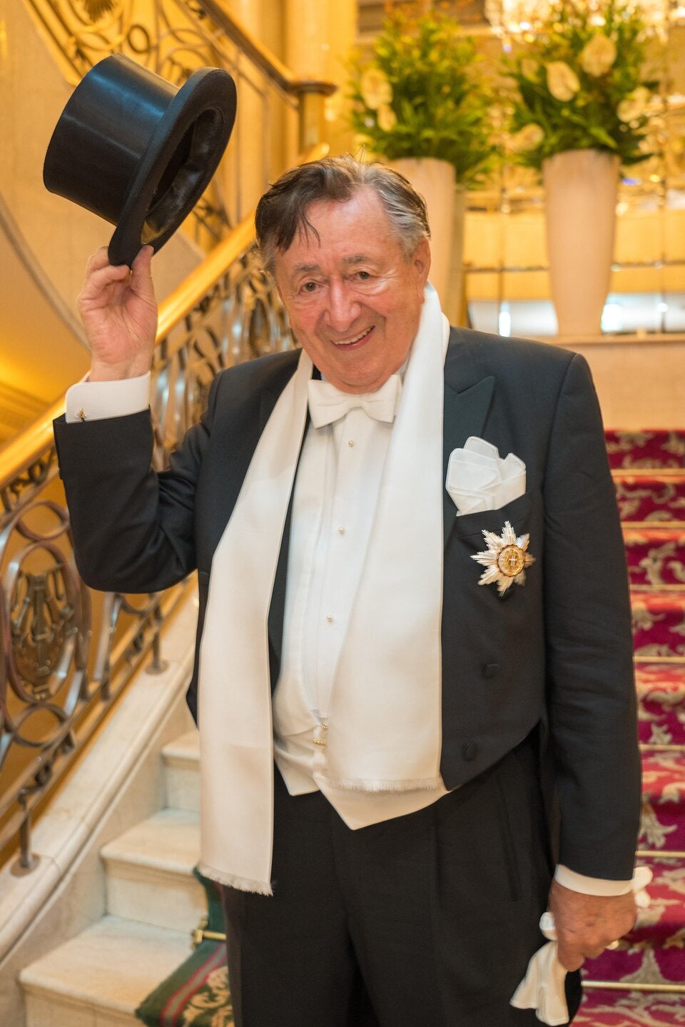 Logen-Beben: Auch Jacqueline Lugner bringt Stargast zum Opernball