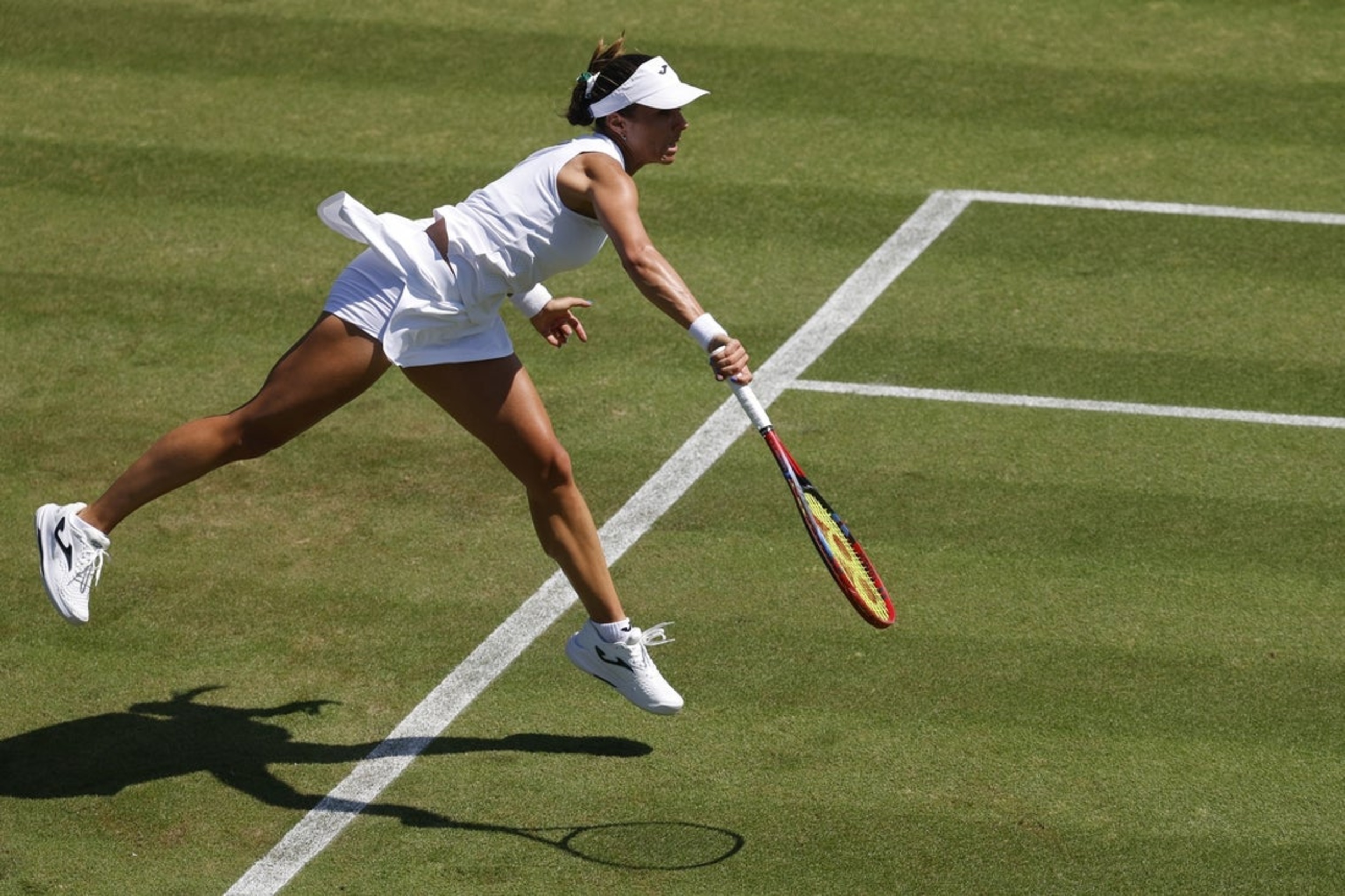 WTA roundup: Viktoriya Tomova upends Tatjana Maria in Hamburg