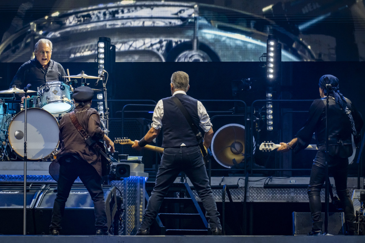 Legendary Musician, 75, Grosses $700 Million in Most Successful Tour Ever