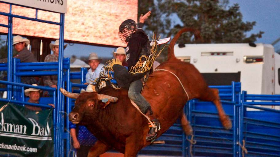 Wacey Schalla Climbs World Standings After Big Win In Calgary