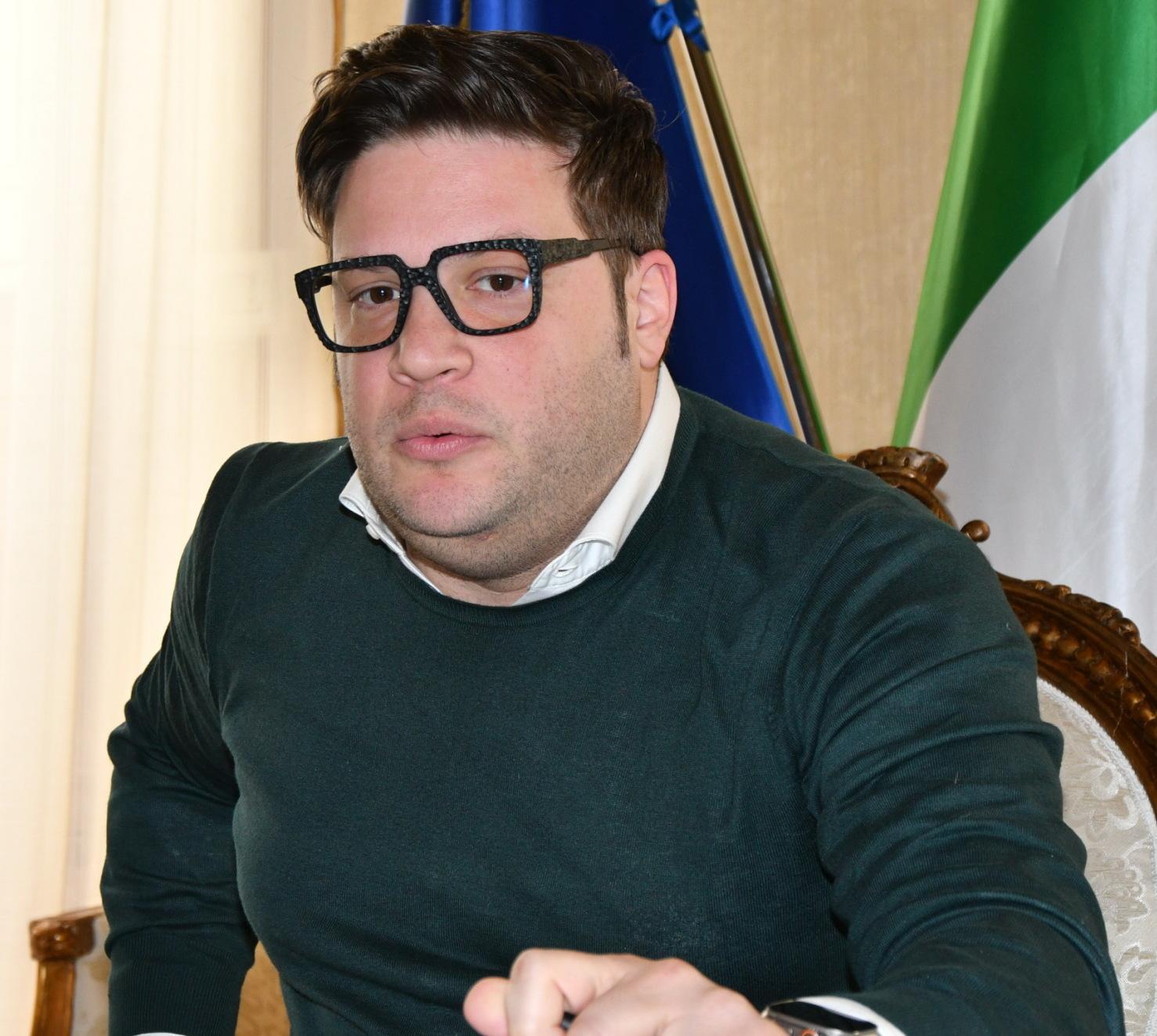 L’assessore Kevin Bravi: "Dobbiamo tutelare entrambi: gli operai e chi ...