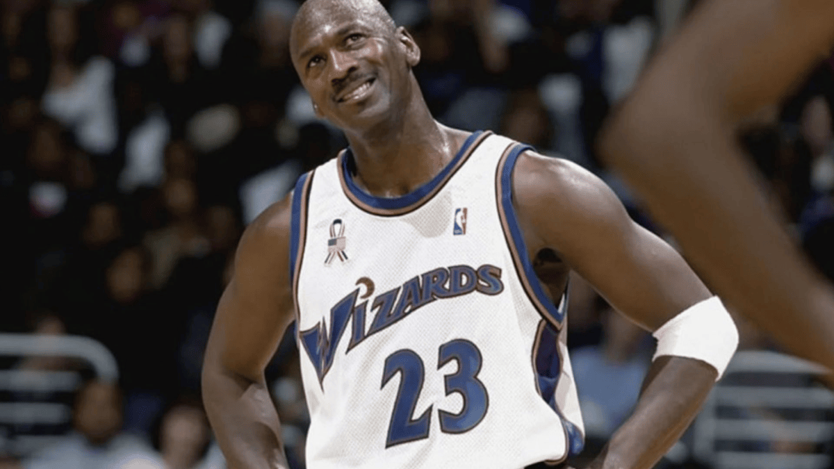 NBA: Michael Jordan Leaves Everyone Speechless with Generous Tip at ...