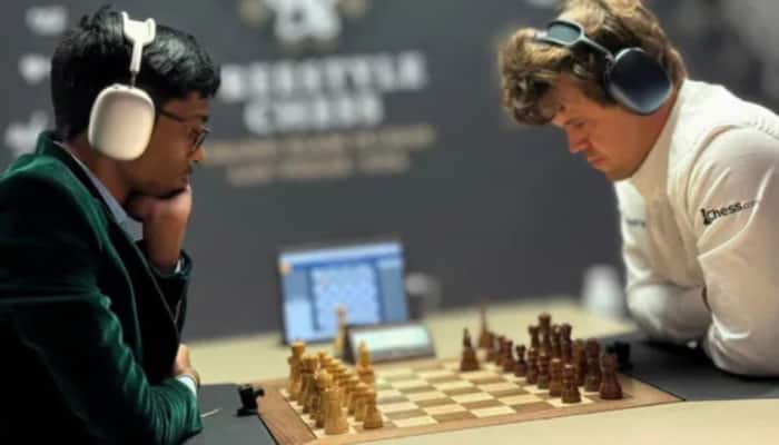 R Praggnanandhaa Stuns Magnus Carlsen In Las Vegas, Moves To Joint Lead ...