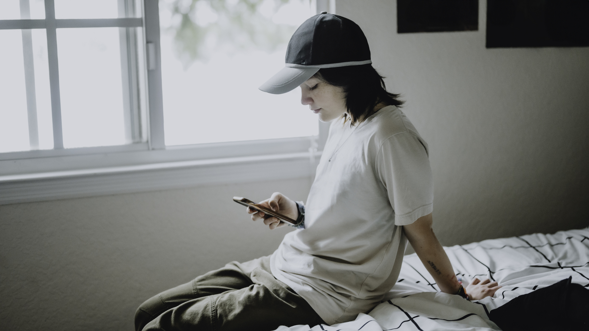 988's crisis services for LGBTQ youth are now silent