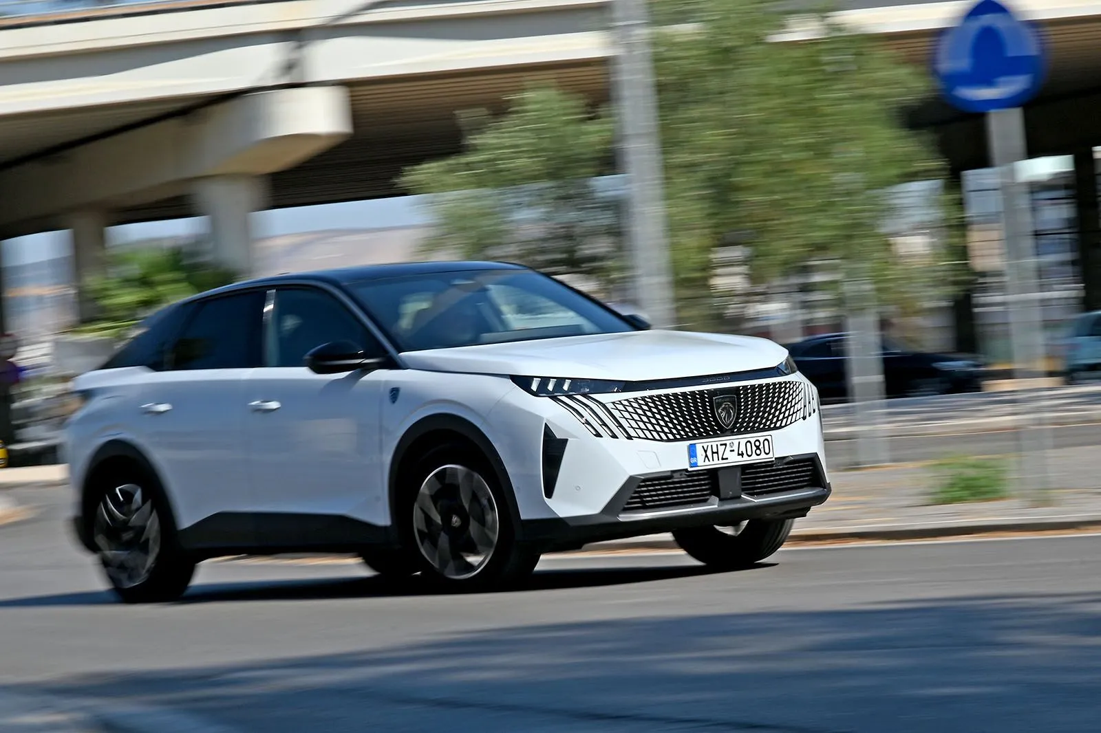 Το Peugeot 3008 συνεχίζει την εμπορική του επιτυχία- Το Γαλλικό SUV ...