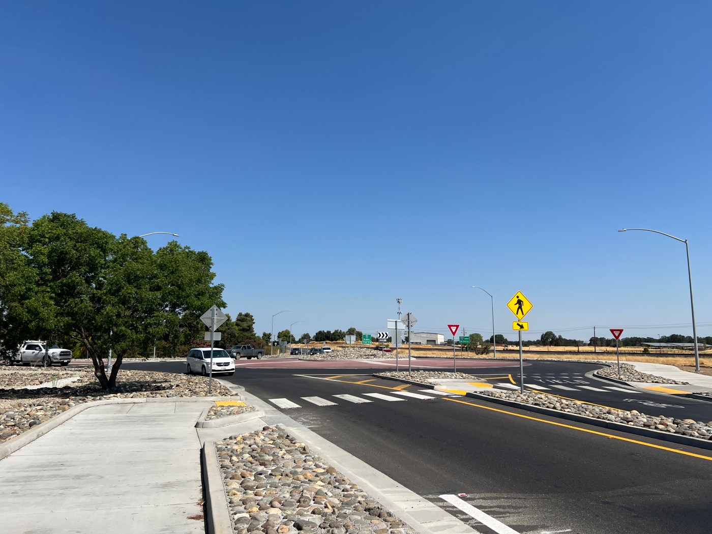 Red Bluff roundabout wins prestigious award