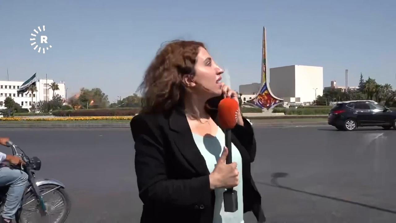 Reporter in Damascus reacts as Israeli strikes hit Syrian Defense ...