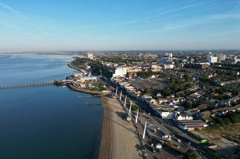 Open air cinema on Southend Pier to show films like Wicked and Toy ...