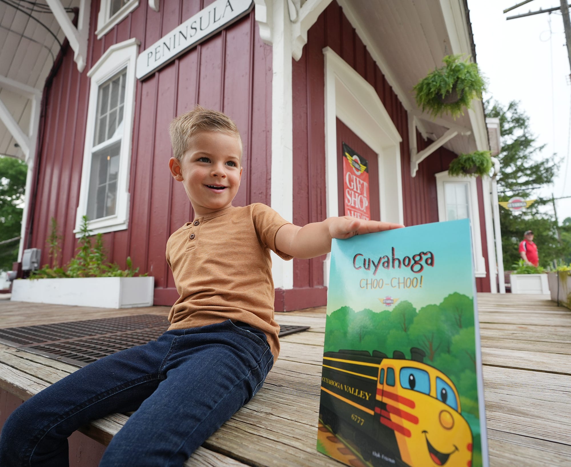 Richfield boy captures love of 'yellow train' in book about Cuyahoga ...