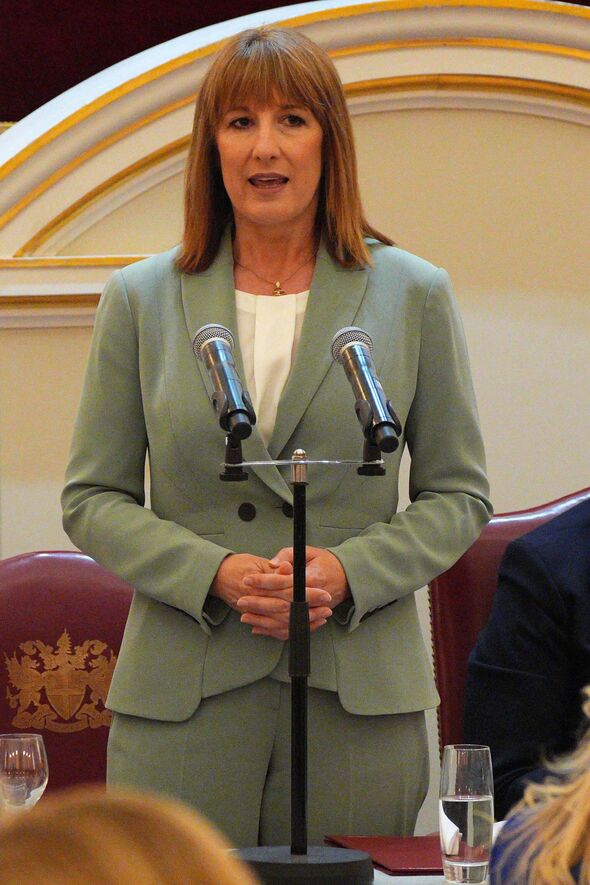 MP who humiliated Rachel Reeves by backing Express over WFP cash ...