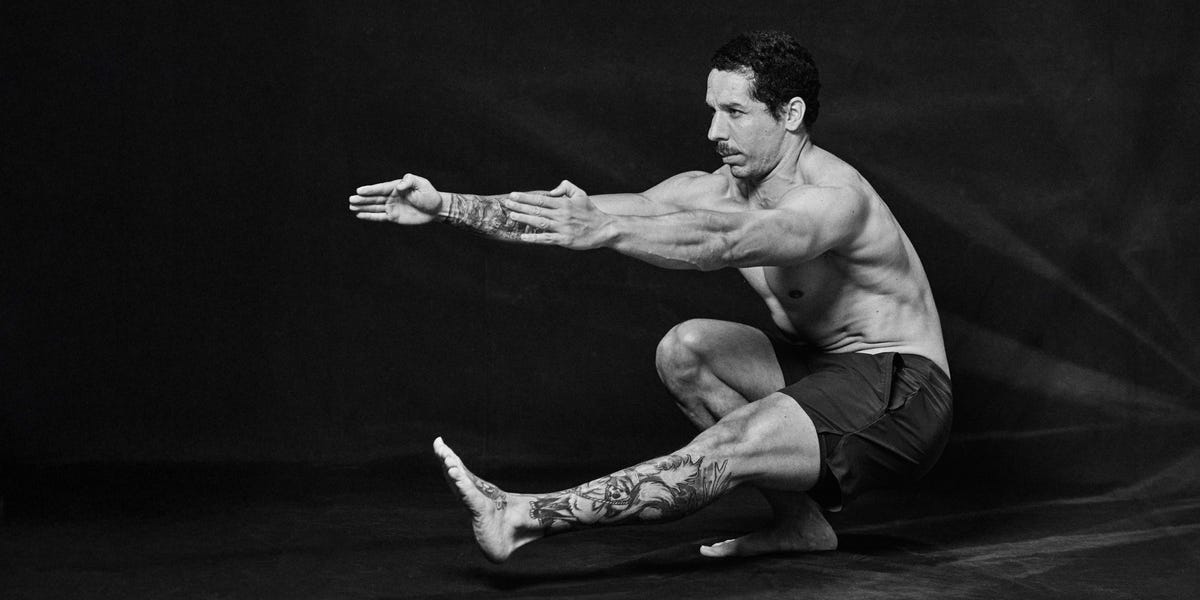 Aarón Santos, experto en entrenamiento de piernas: "Varía así las sentadillas"