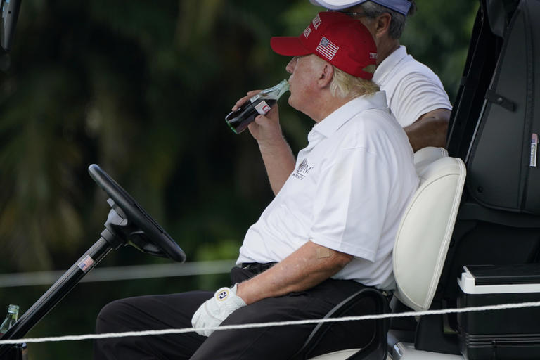 Pepsi weighs In after Trump says rival Coke will use cane sugar
