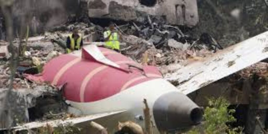 India, schianto del volo Air India 171: è stato il comandante a ...