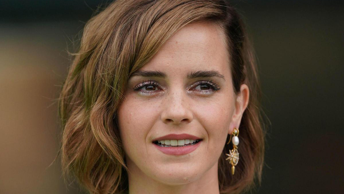 Emma Watson has been Banned from Driving