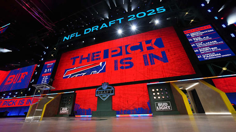 Big Sean responds to viral 'fake abs' rumors: 'Unfortunately, mine are ...