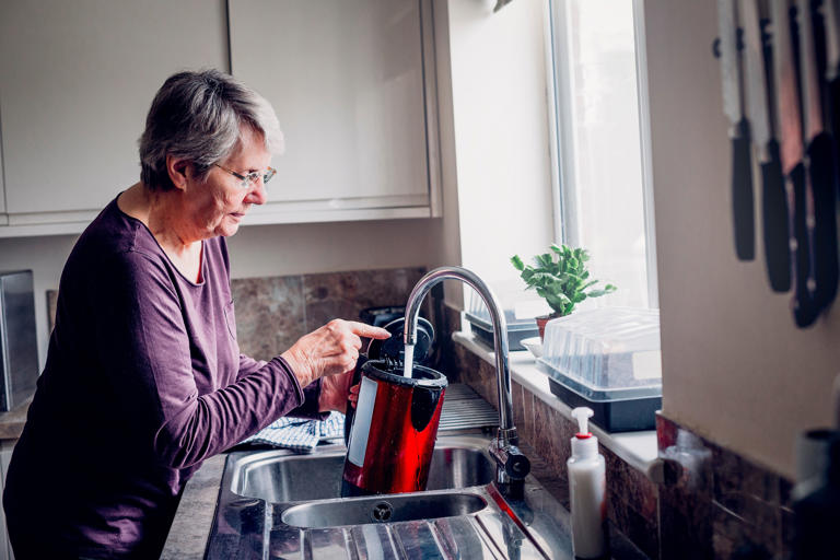Is it safe to re-boil a kettle – or should you empty it every time?