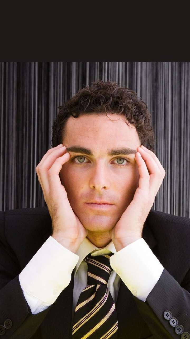 6 Early Signs That You Are Emotionally Burnt Out!