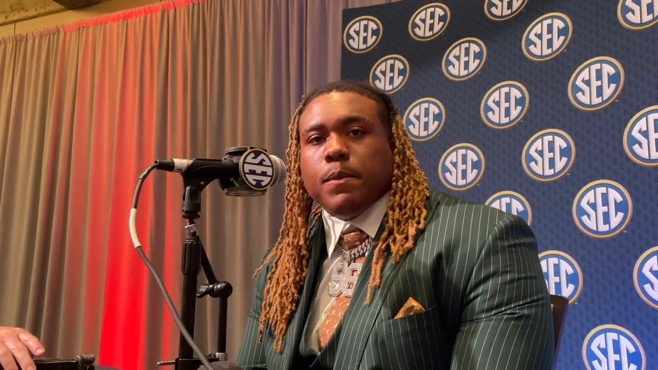 Who Influenced Alabama DL Tim Keenan III to Become a Leader?
