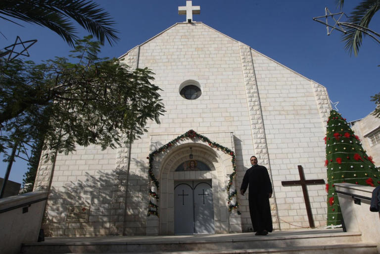2 killed, priest among injured as Gaza catholic church 'shelled' by Israel