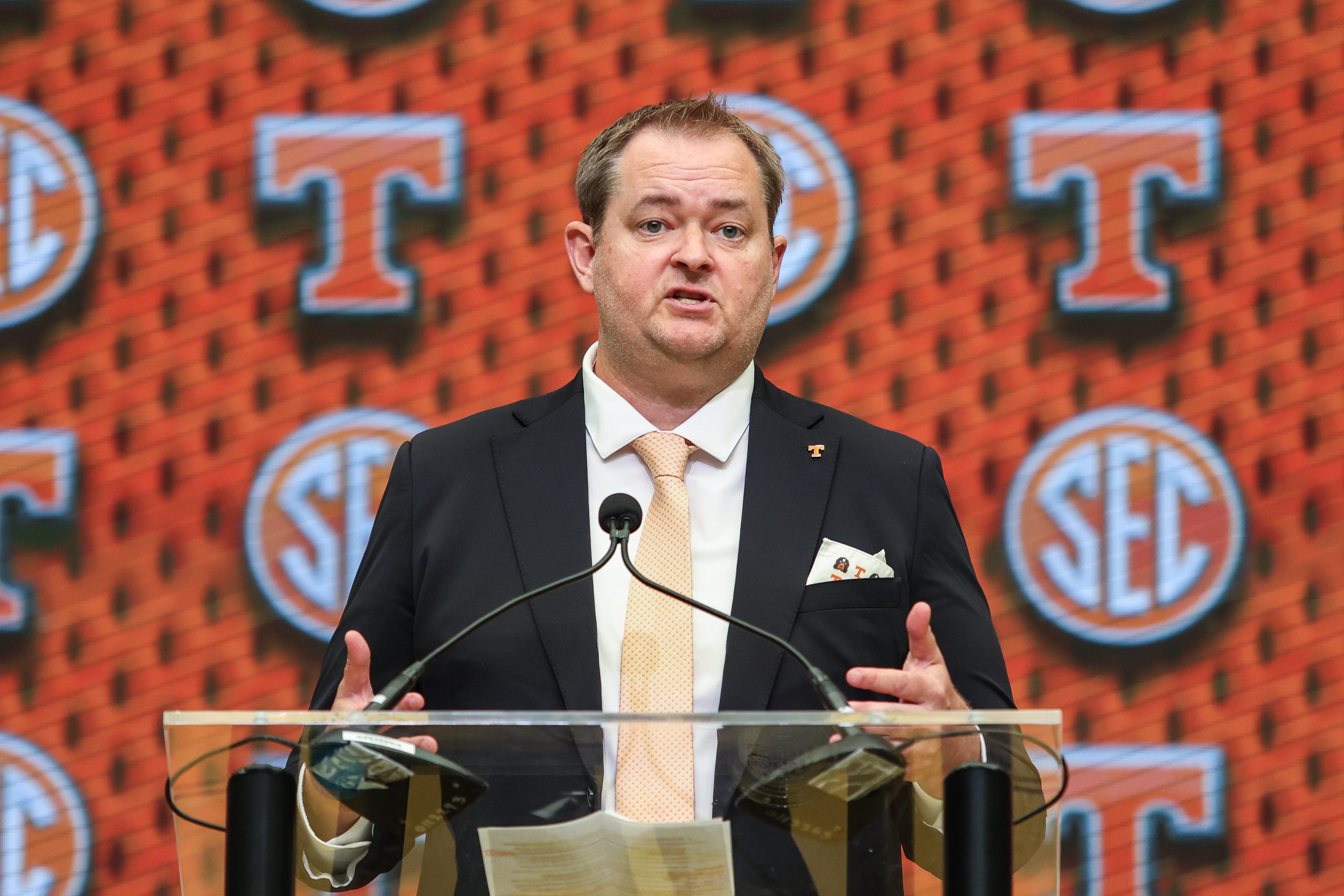 Tennessee coach Josh Heupel addresses 8 game losing streak vs. Georgia ...