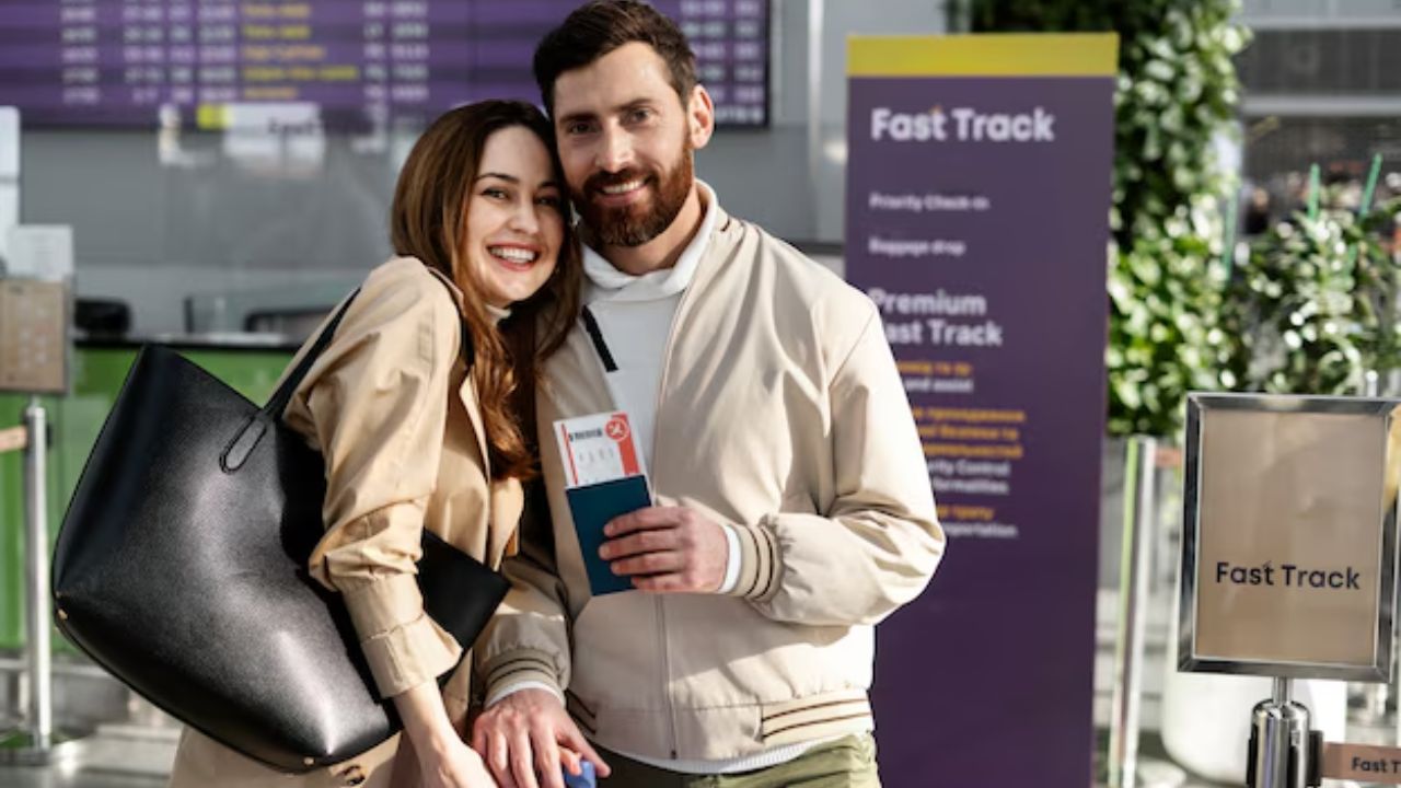 10 Tricks For Couples To Make Airport Layovers Fun