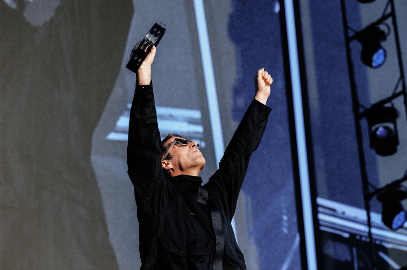 Oasis fans receive heartfelt message from Liam Gallagher during band's ...