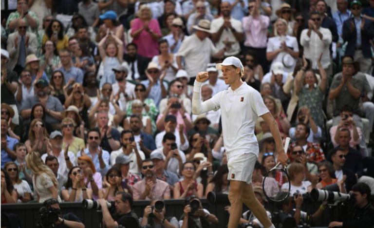 Jannik Sinner e Laila Hasanovic: nuova fiamma dopo la vittoria a Wimbledon? Jannik Sinner e Laila Hasanovic: nuova fiamma dopo la vittoria a Wimbledon?