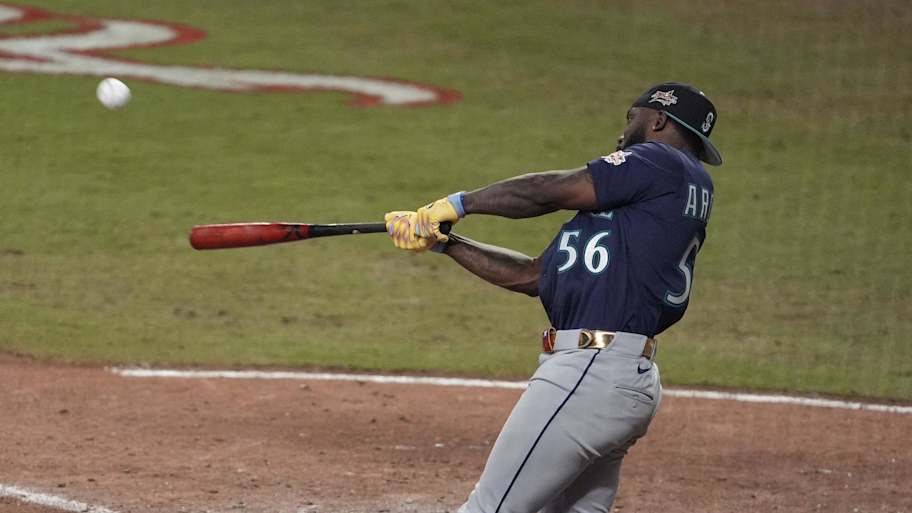 Pair of Seattle Mariners Players Part of Mexican Baseball History in ...