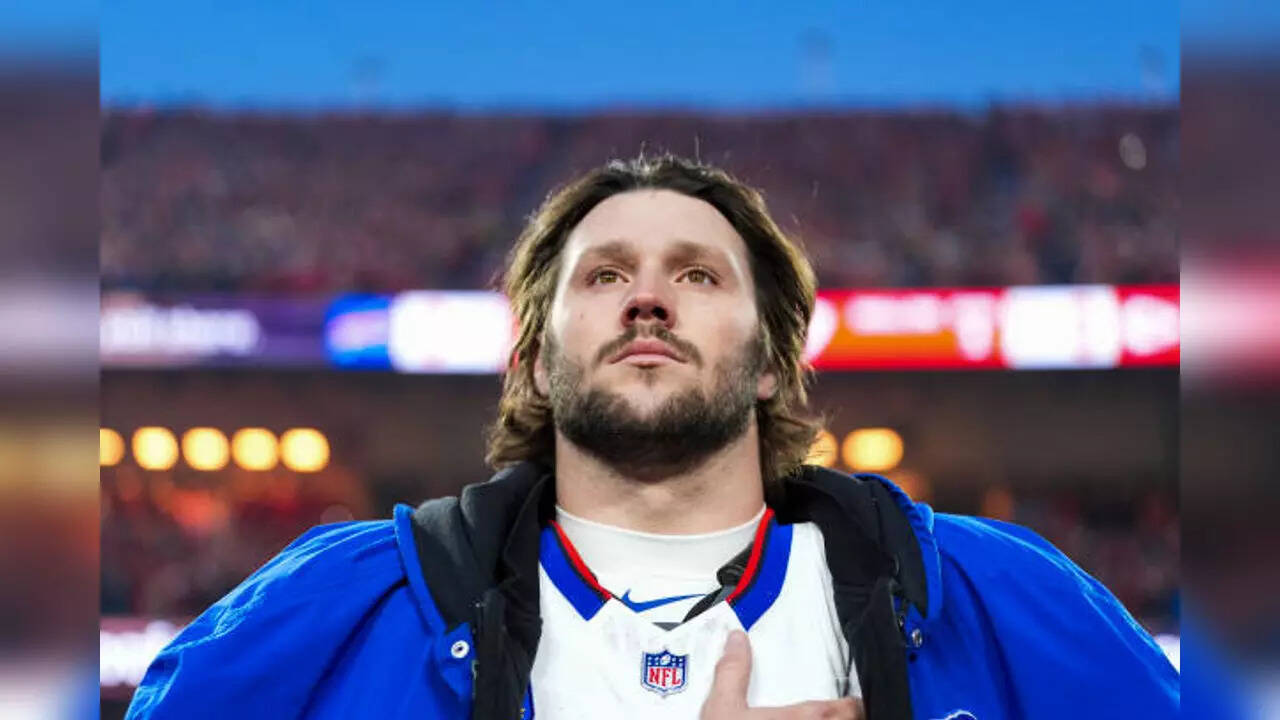 Josh Allen adopts clean eating and new routine with wife Hailee ...