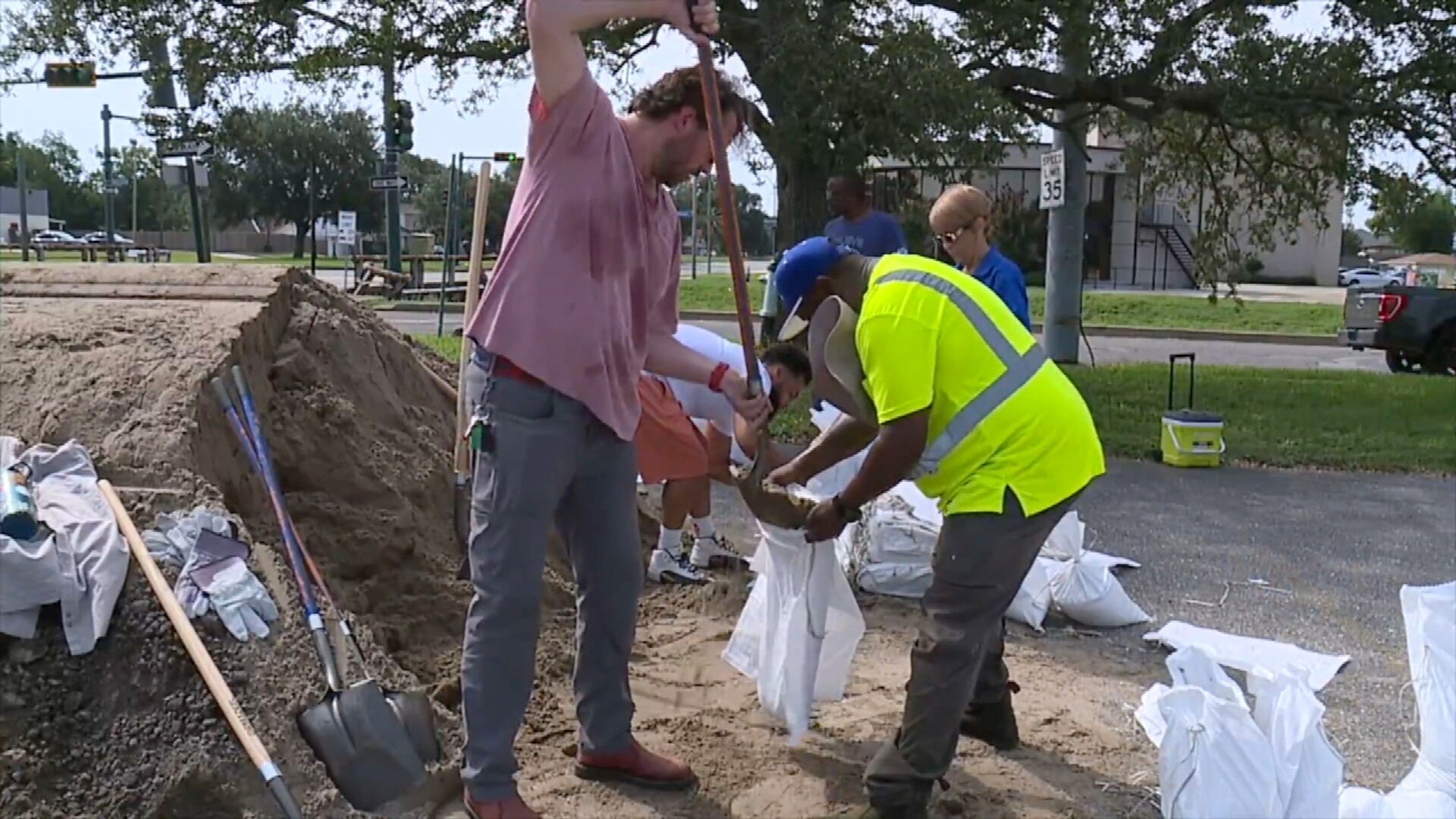 Rain to inundate Louisiana, Mississippi as tropical disturbance moves in