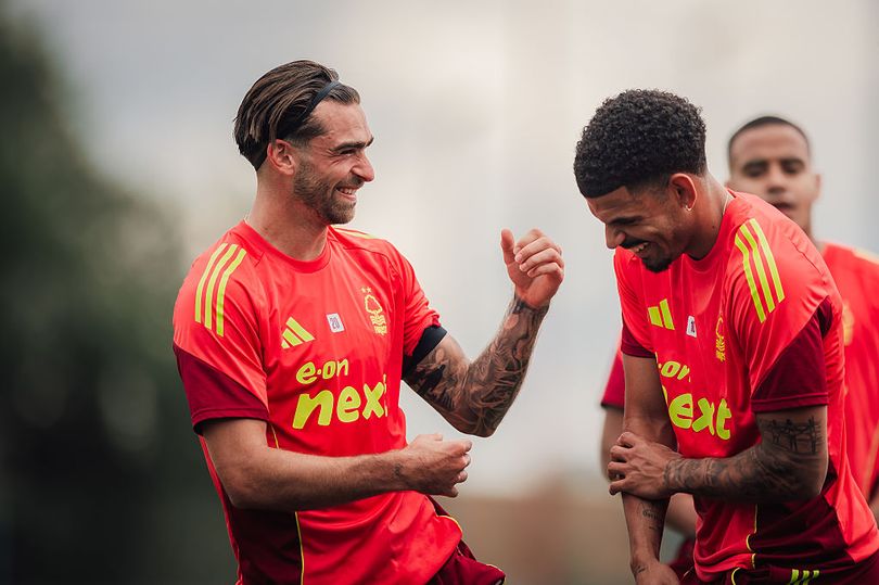 Morgan Gibbs-White jokes with Jota Silva as Nottingham Forest stand ...