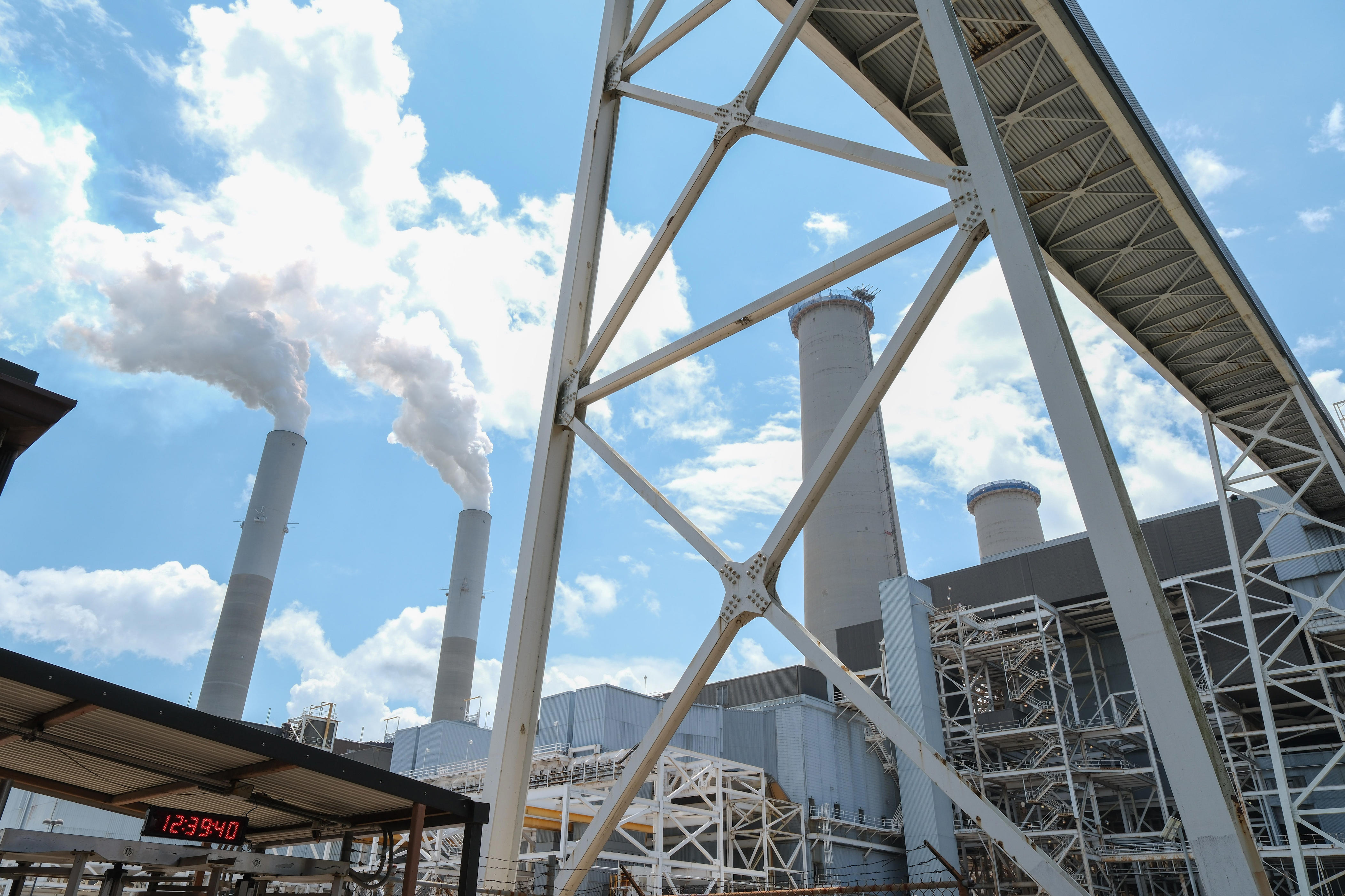 TVA construction site evacuated for threat found near Cumberland plant