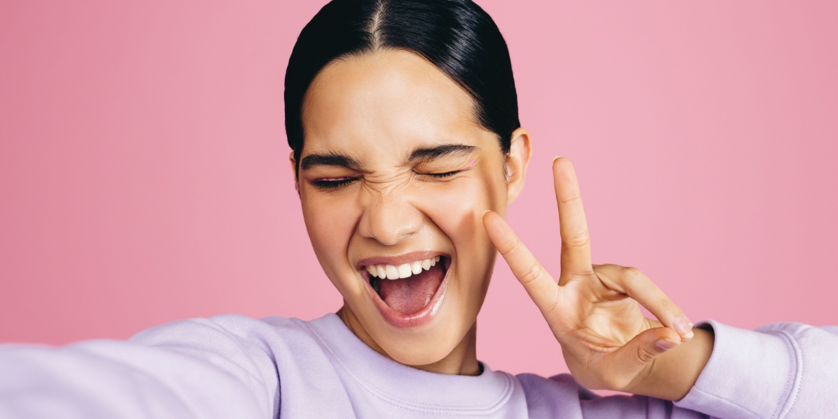 Experts Say the Gen Z Stare Isn’t Rude—It’s a Cry for Help