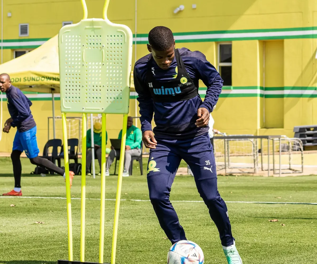 Mamelodi Sundowns outcasts lined up for shock move to Siwelele