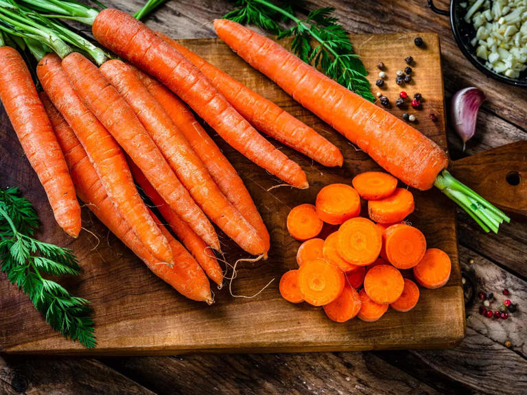 Can consuming orange carrots boost vision naturally?