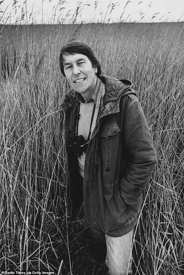 Huge sum former BBC wildlife presenter Tony Soper left to his family in ...