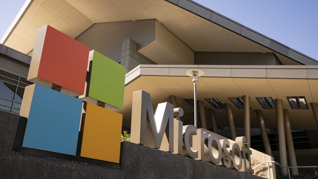 This Microsoft pay scale reveals AI pros are making bank — with ...