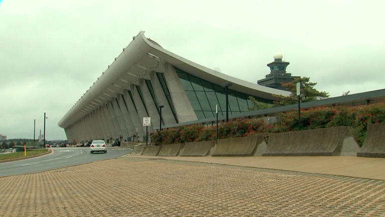 Dulles International Airport marks major milestone in concourse expansion