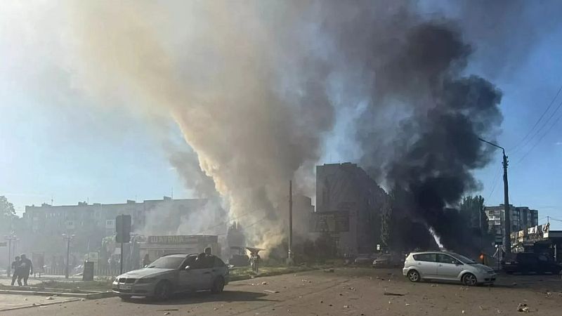 La Russie largue une bombe de 500 kilos sur un centre commercial à ...