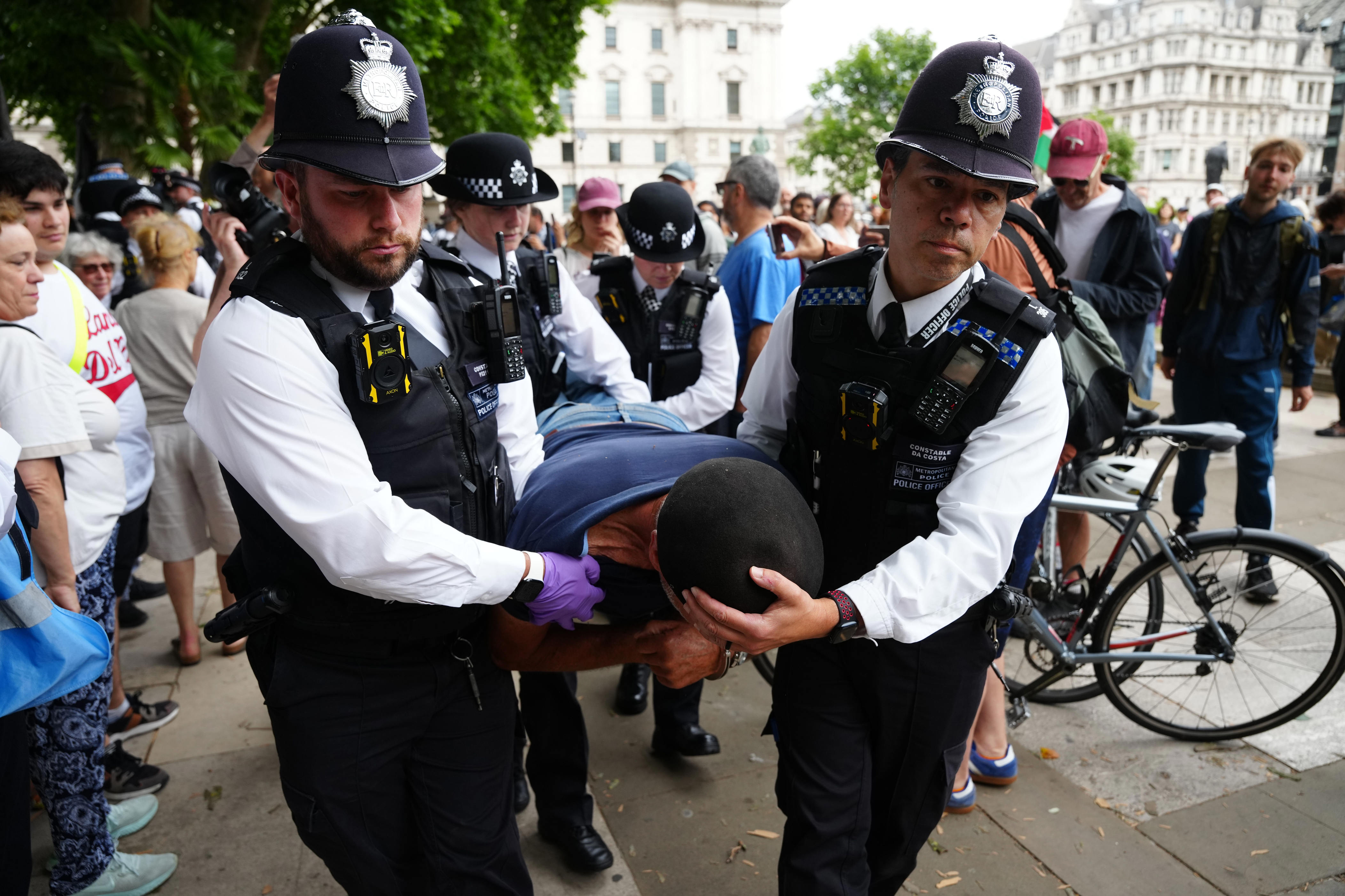 Met Police warn protesters supporting Palestine Action will be arrested ...