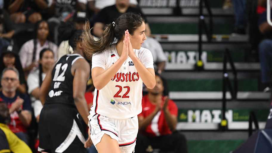 Former Notre Dame Stars Should Shine as WNBA Introduces 4-Point Shot ...