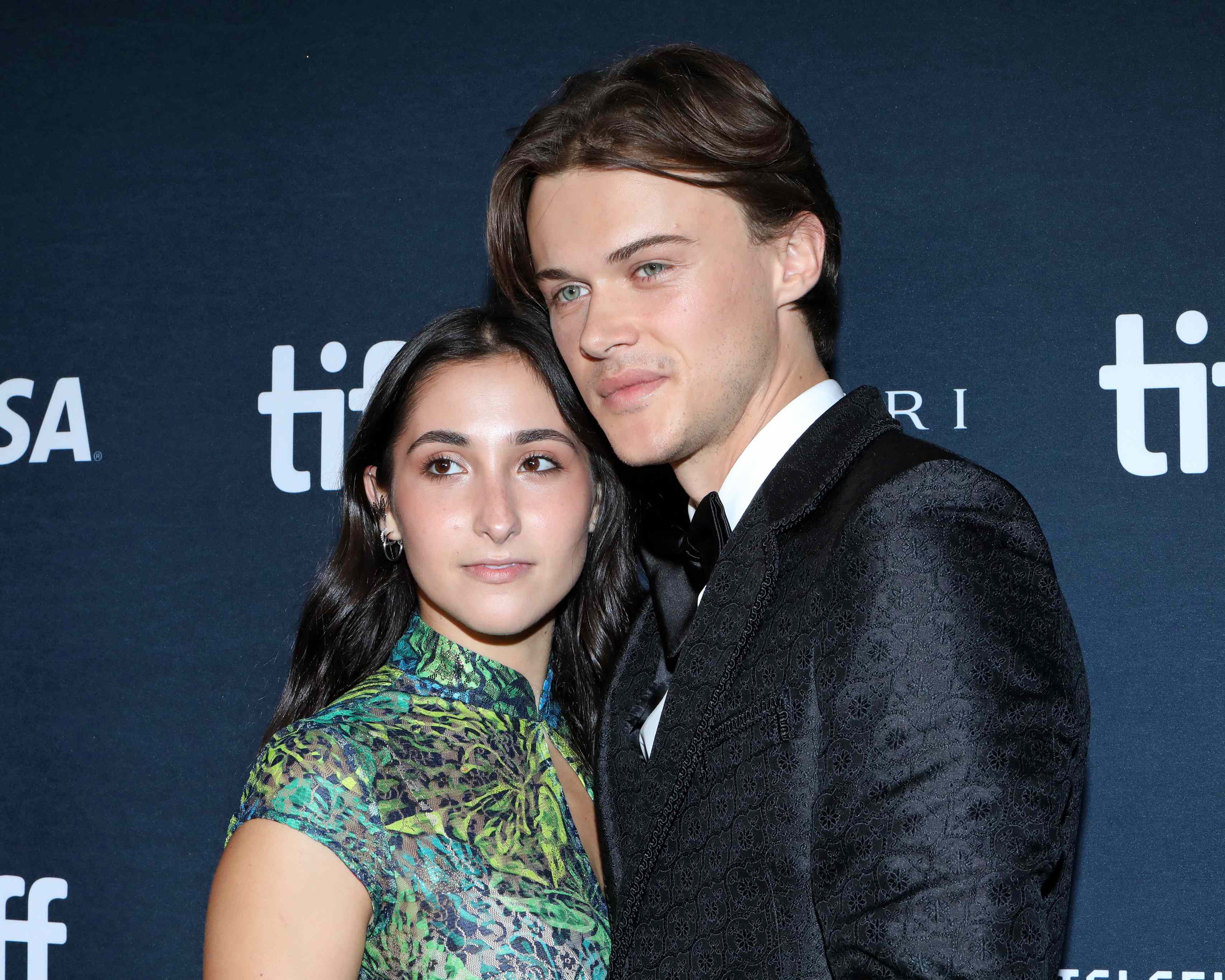 Who Is Christopher Briney Dating? All About His Girlfriend Isabel ...