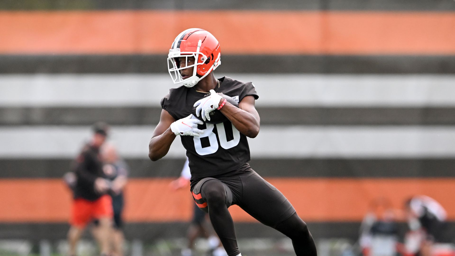 Browns training camp poll results: WR position has fans pulling for an ...