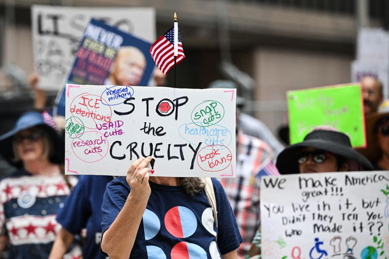 Former ICE Agents Speak Out on Why They Quit Amid Trump’s Deportation ...