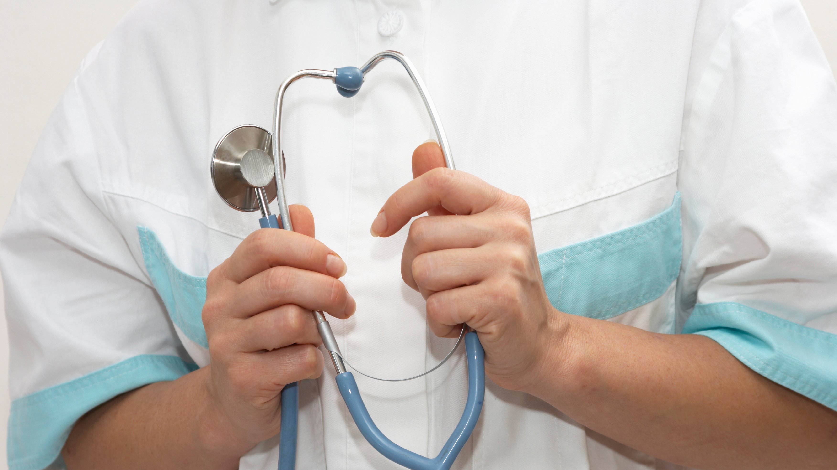 Po czym poznać, że ma się raka? Najwcześniejsze objawy