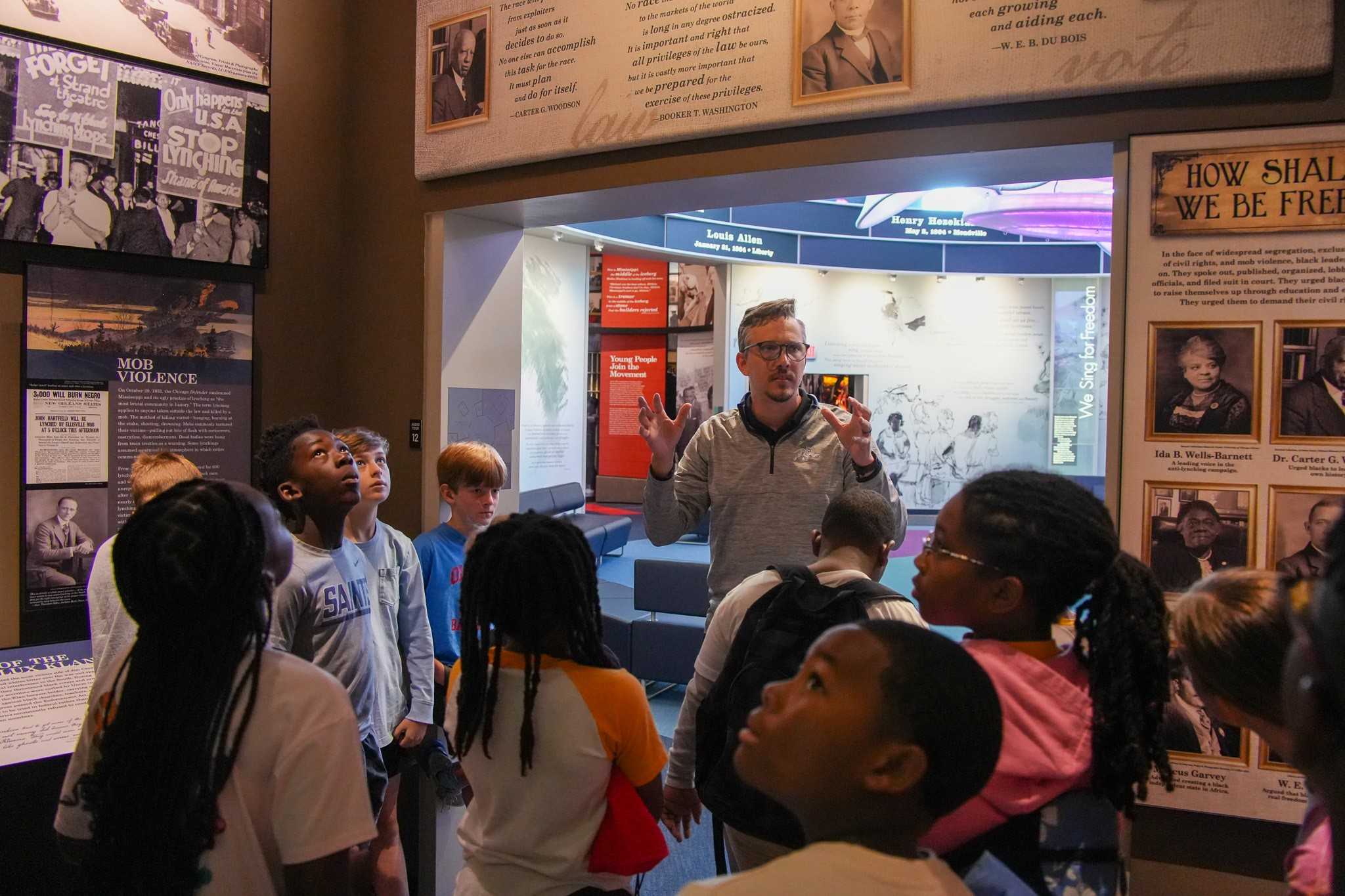 $40,000 donation made to help students visit Two Mississippi Museums