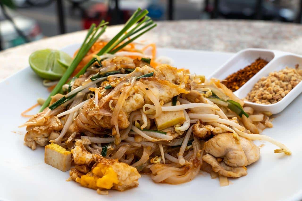 20 Must-Try Street Foods From Around the World